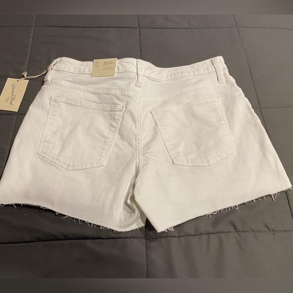 Universal Thread | Shorts | Universal Thread White Cut Off Denim Shorts ...